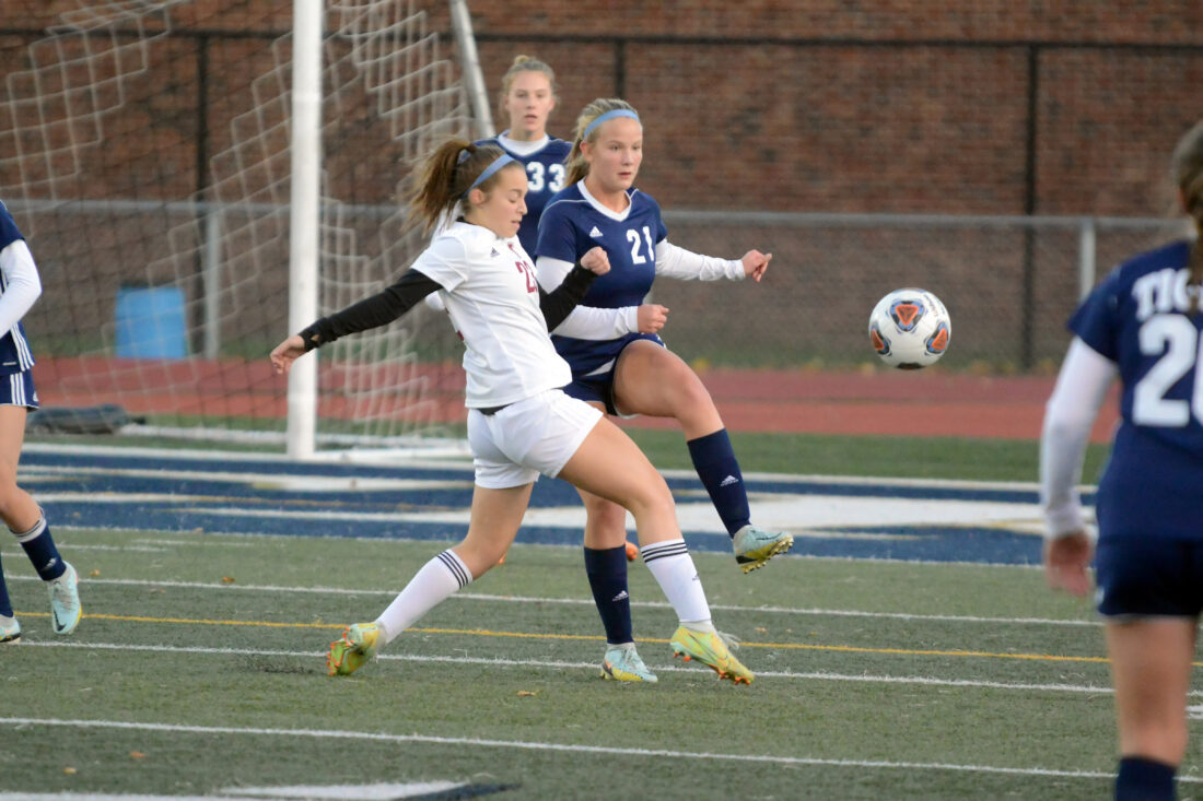 Lady Lion keys win over rival Tigers | News, Sports, Jobs - Altoona Mirror